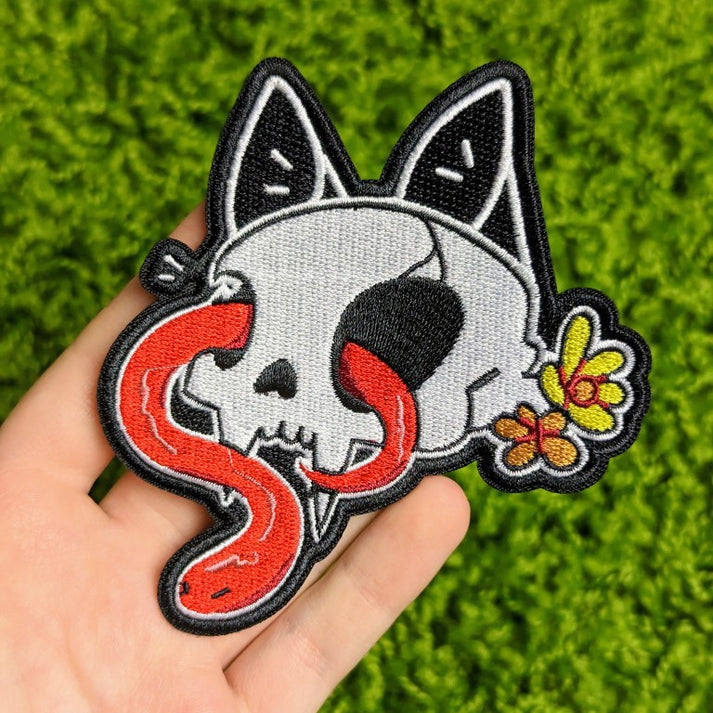 Cat Skull Patch – Milky Tomato