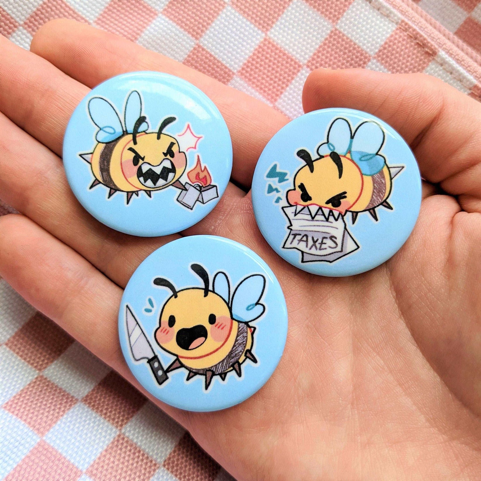 Chaotic Bee Buttons 1.5 inch – Milky Tomato